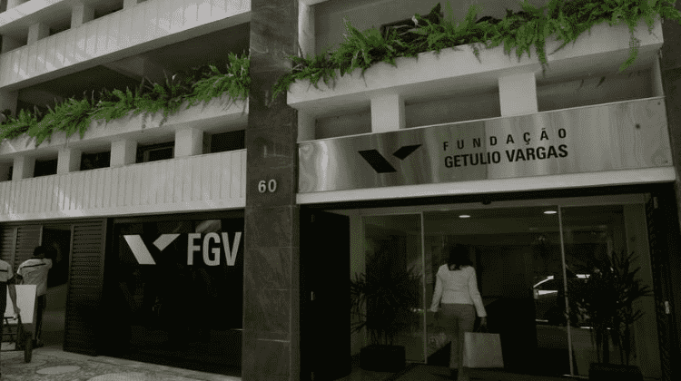Como é o programa de MBA da FGV?