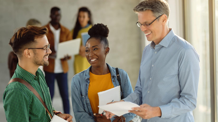 Docente e discente: veja o que significa e qual a diferença