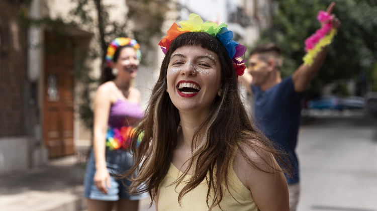 O que são marchinhas de carnaval? Veja as mais famosas